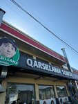 Qarsillama Somsa (Farobiy Street No:122), kafe  Taşkent'ten