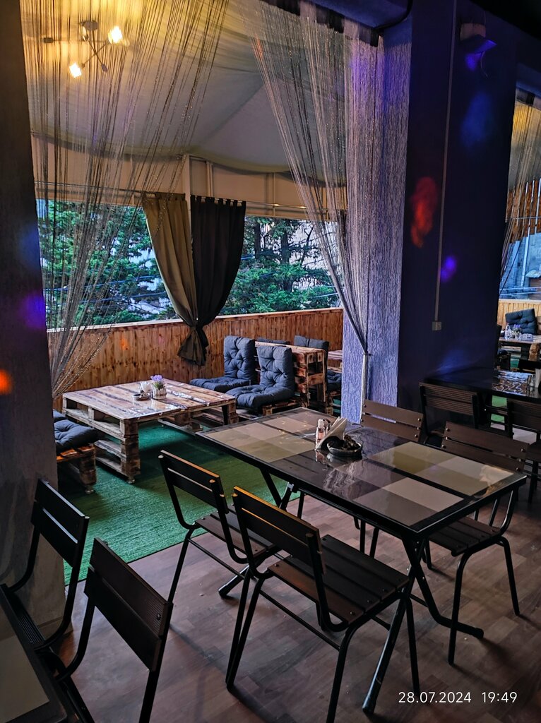 Kafe Веранда у моря, Krasnodarski krayı, foto
