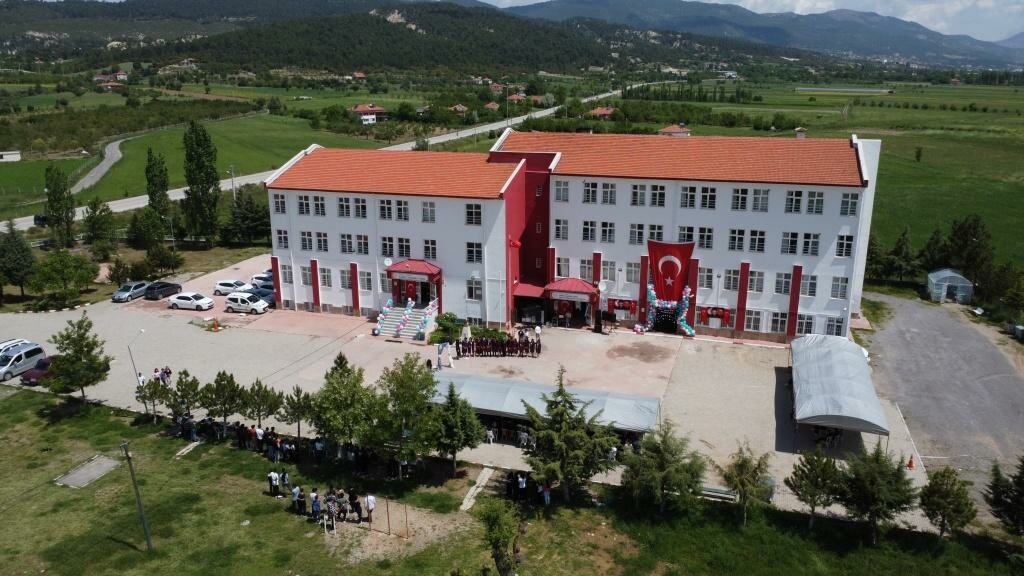 Lise Çameli Anadolu Lisesi, Çameli, foto