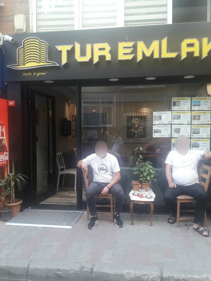 Emlak ofisi Tur Emlak, İstanbul, foto