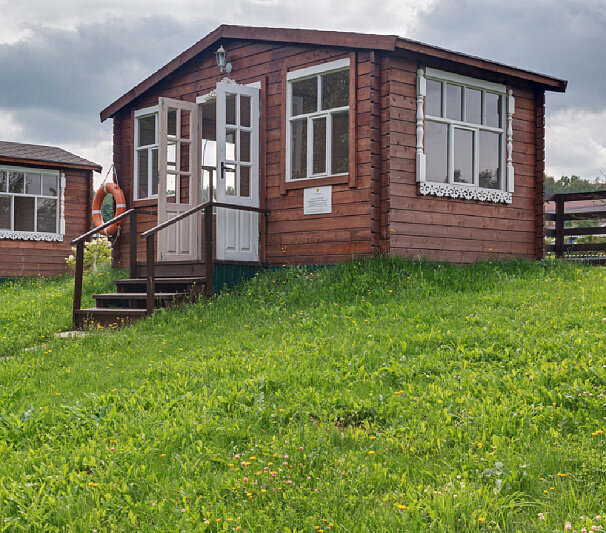 Balık çiftçiliği ve toptancıları Рыбалка в парк-отеле Орловский, Moskova ve Moskovskaya oblastı, foto