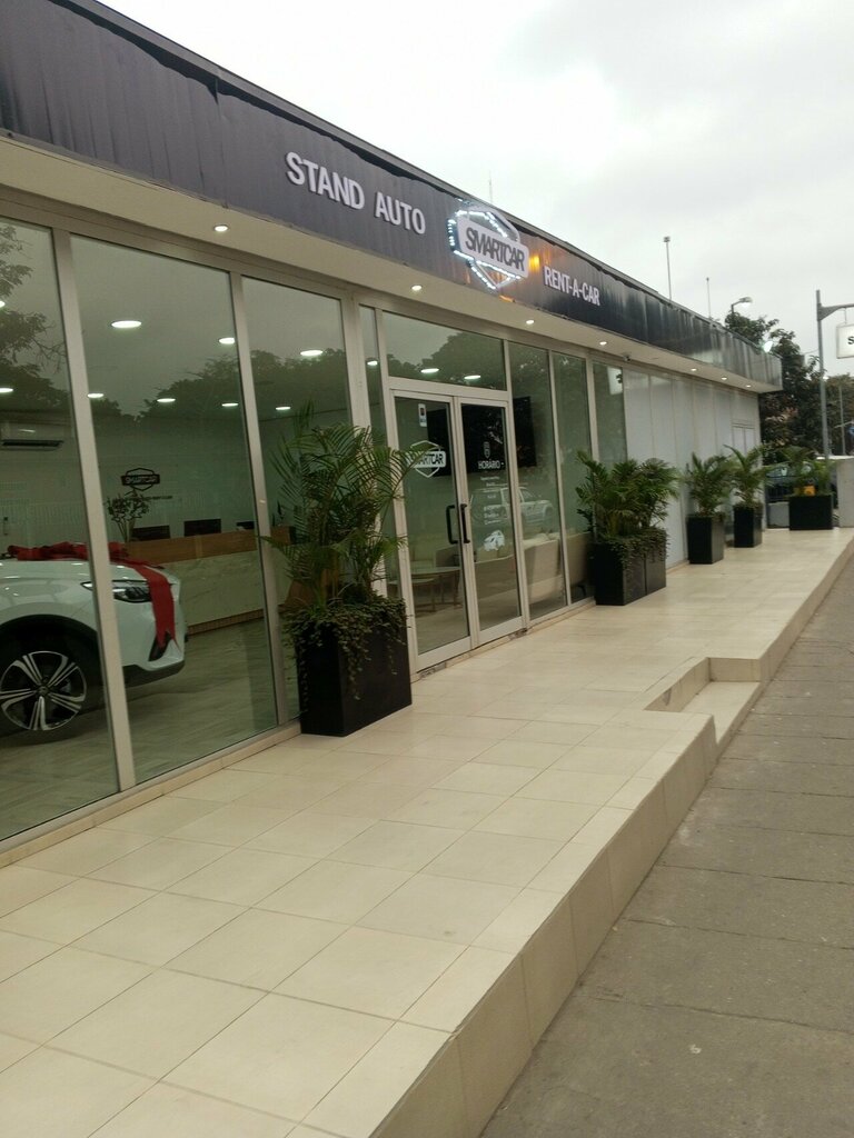 Otomobil satış galerileri Stand auto, Loanda, foto