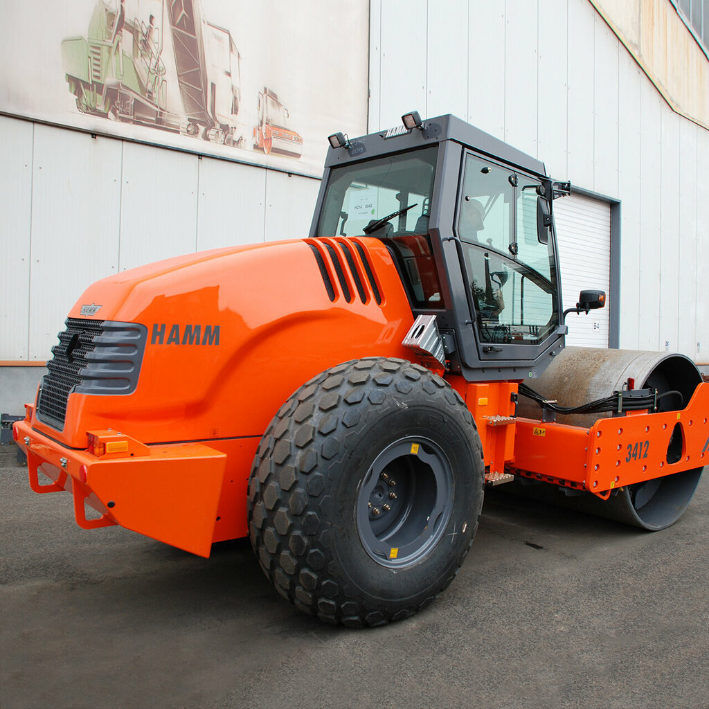 i̇nşaat ekipmanı kiralama Um-13, Saint‑Petersburg, foto