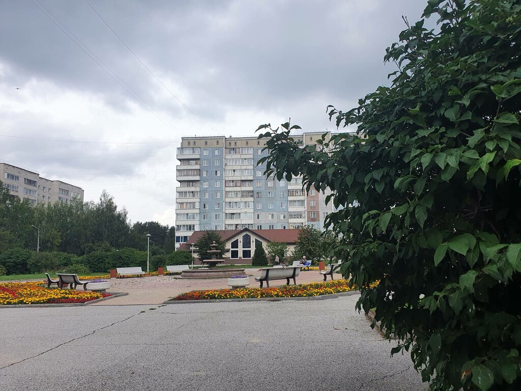 Kültür ve eğlence parkları Semeyniy Public Garden, Seversk, foto