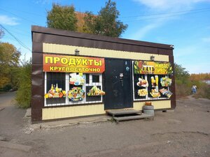 Живое пиво (ulitsa Vostretsova No:2А), bira dükkanı  Omsk'tan