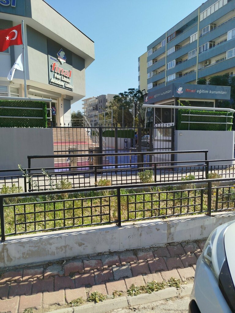 Özel okul Bornova Final Anadolu ve Fen Lisesi, İzmir, foto