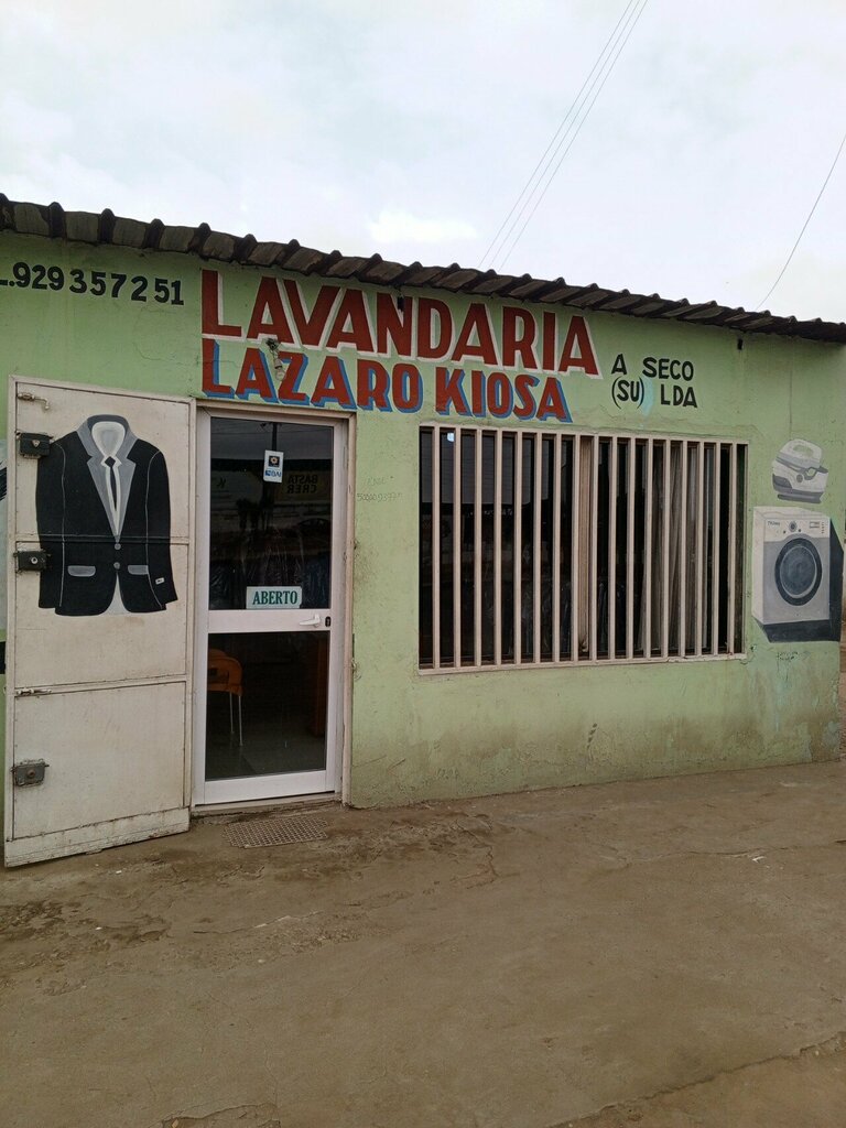 Kuru temizlemeciler Lavandaria Lázaro kiosa, Loanda, foto