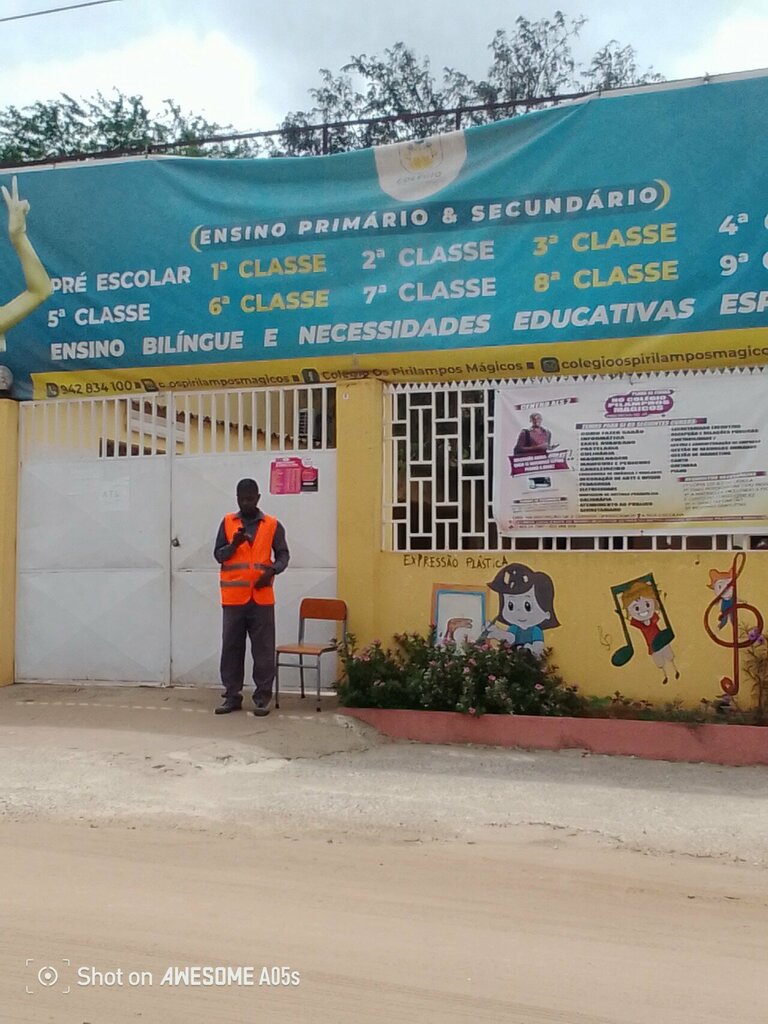 Özel okul Ensino Primário e secundário, Loanda, foto