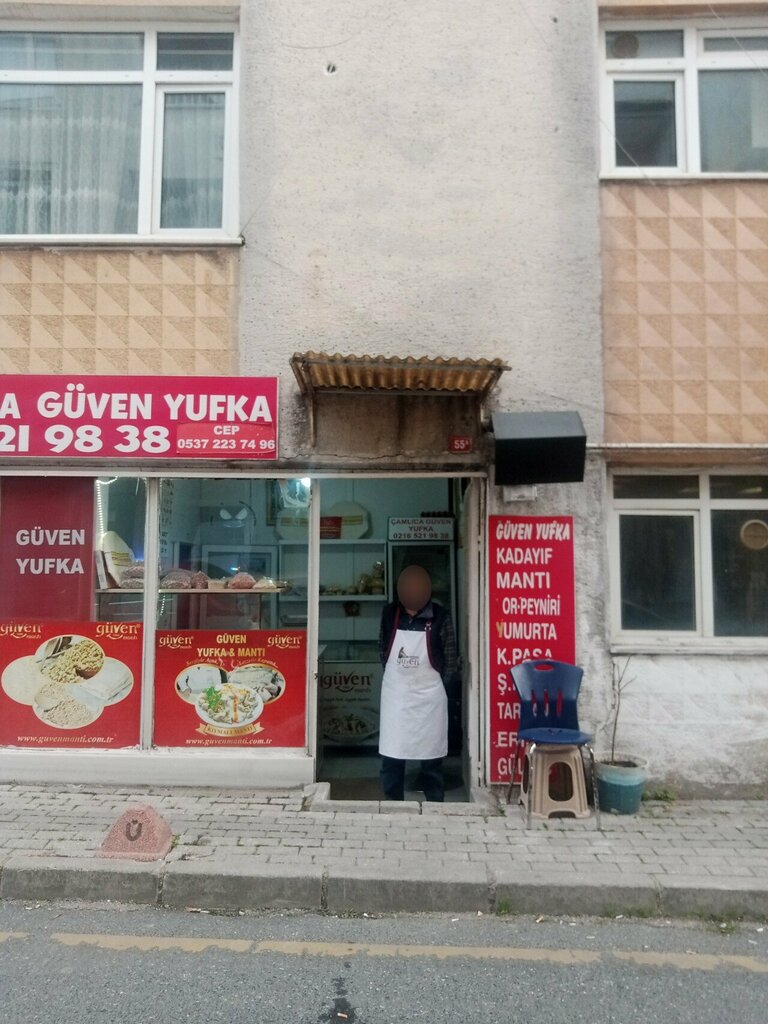 Gıda üreticileri Çamlıca Güven Yufka, İstanbul, foto