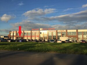 Piter Start (Aleksandrovskoy Fermy Avenue No:29ВГ), otomobil servisi  Saint‑Petersburg'dan