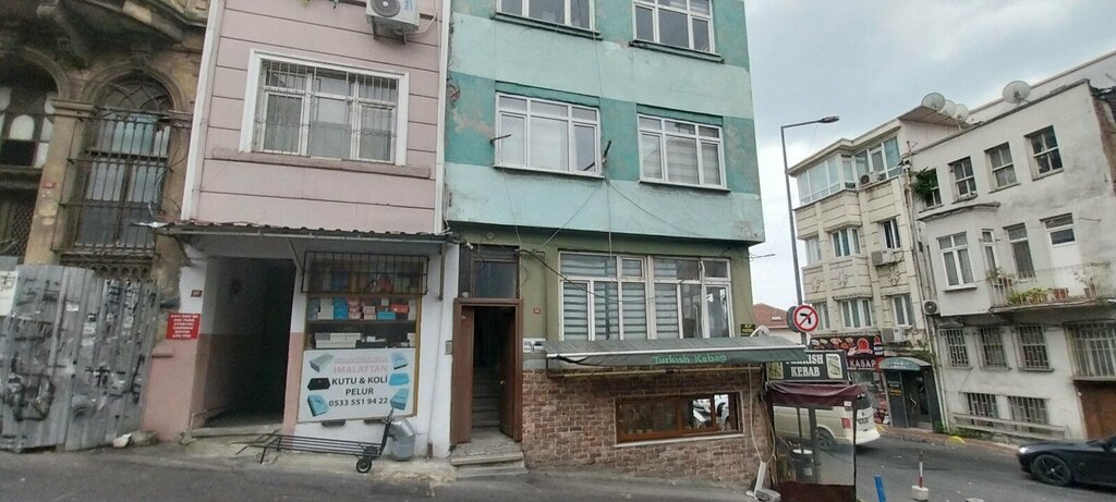 Özel ağız ve diş sağlığı klinikleri ve muayenehaneleri Diş Hekimi Dikran Bozacıoğlu, İstanbul, foto