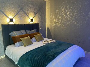 Alpha home plus (ulitsa Volodarskogo No:17), otel  Çeliabinsk'ten