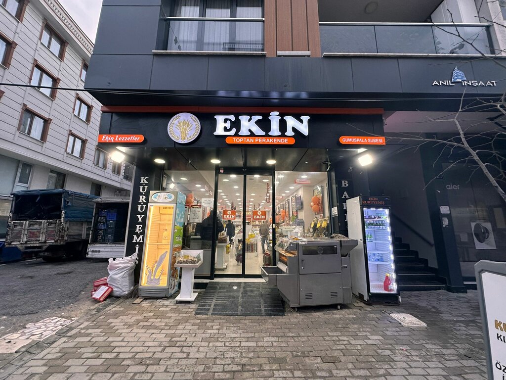 Gıda malzemeleri ve baharatlar Ekin Kuruyemiş, İstanbul, foto