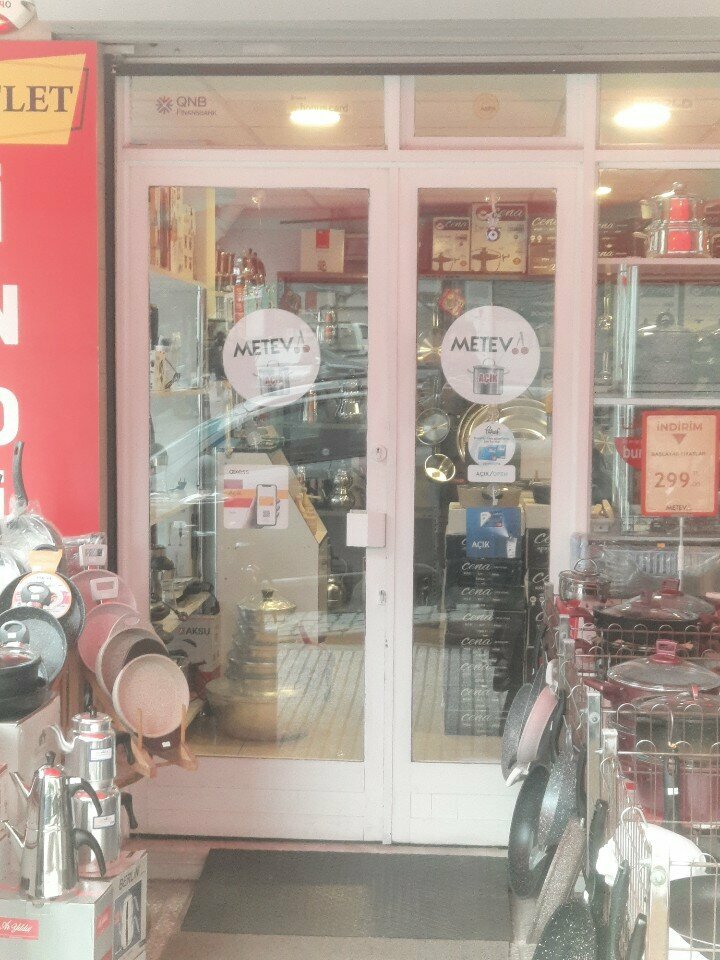 Züccaciye mağazaları Metev Outlet, İstanbul, foto