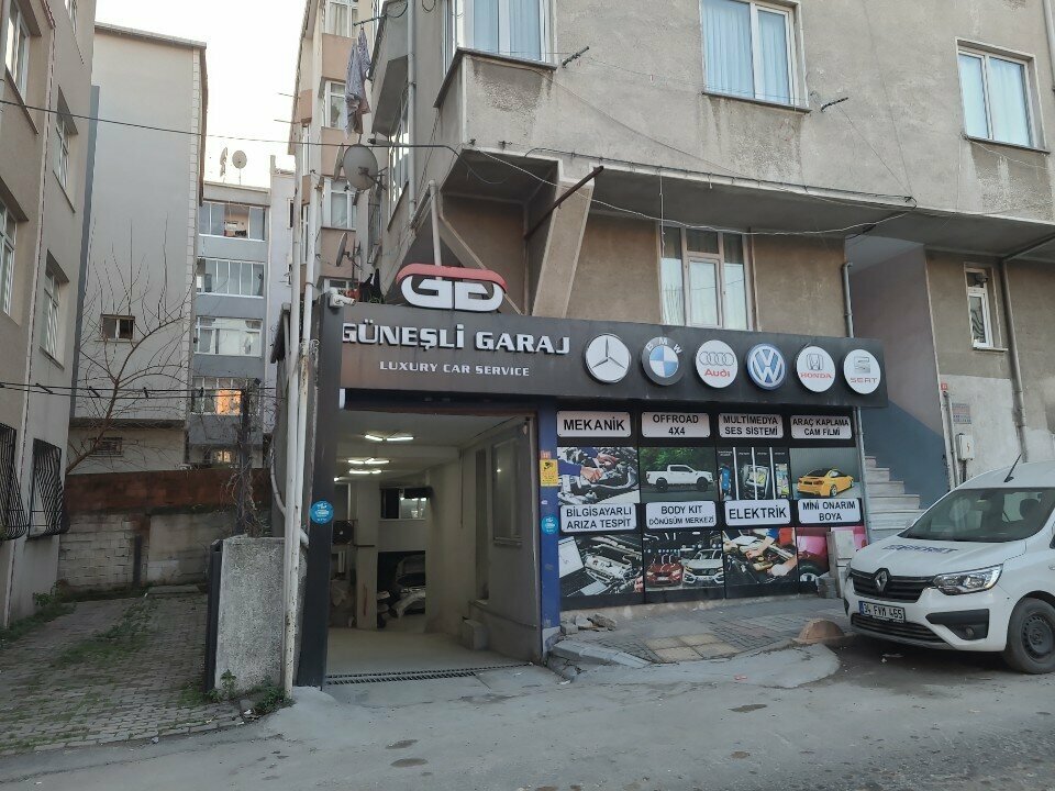 Tuning Güneşli Garaj, İstanbul, foto
