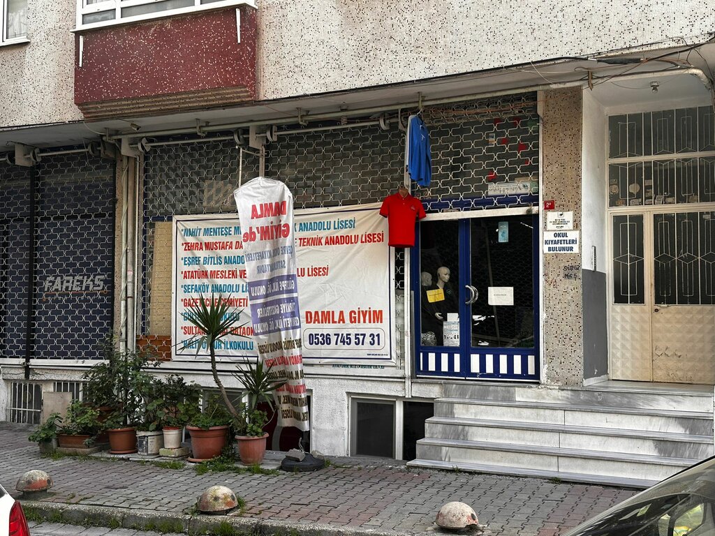 Giyim mağazası Damla Giyim, İstanbul, foto