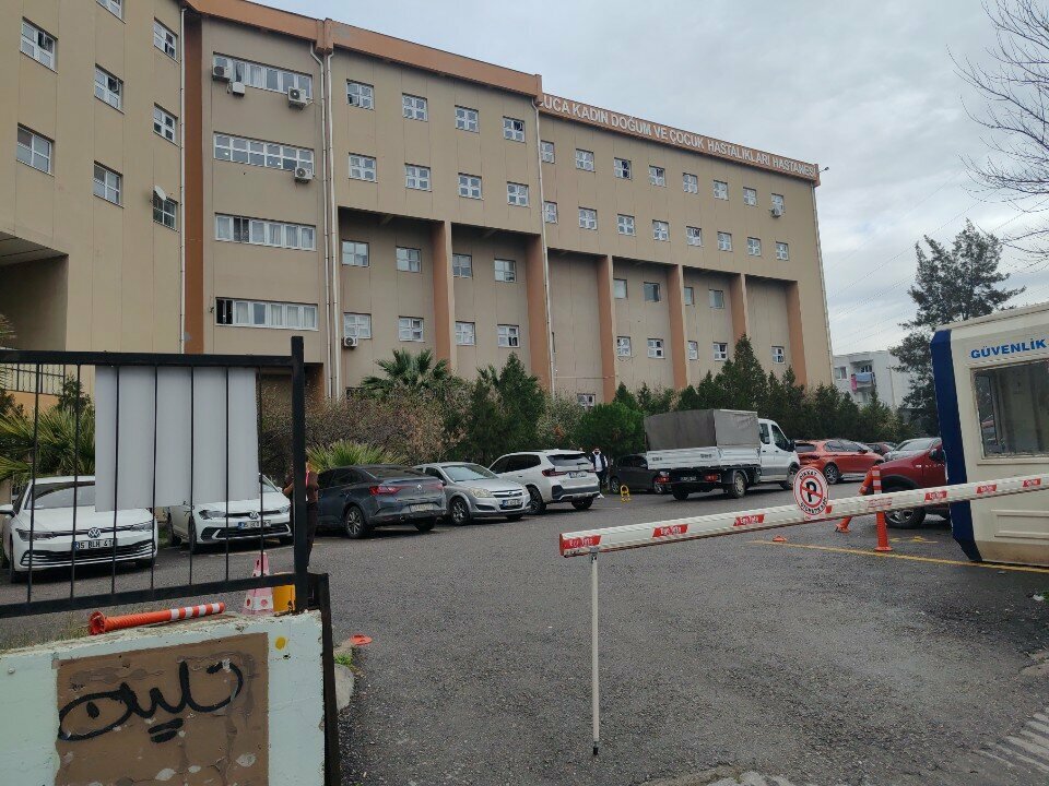 Hastaneler Çocuk Ergen Madde Bağımlılığı Tedavi Merkezi Çematem, İzmir, foto