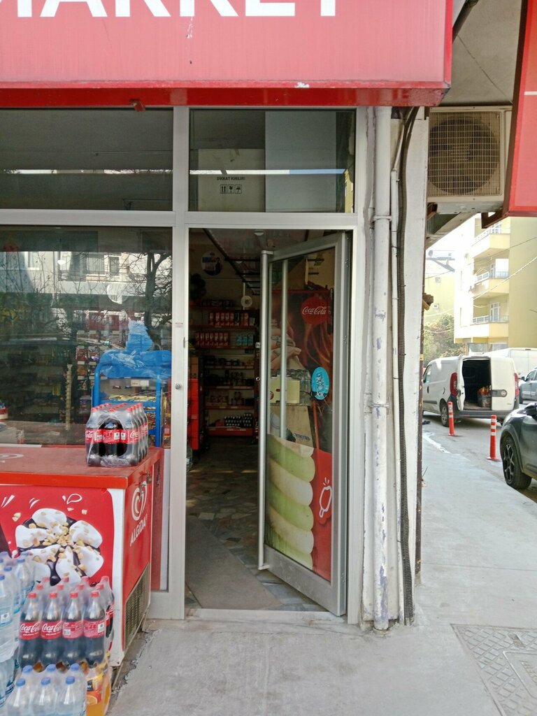 Market Kutlu Market, İstanbul, foto