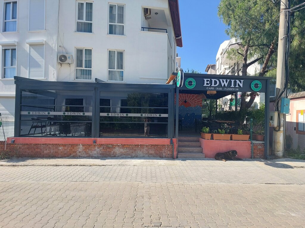 Kafe Edwin Cafe Bar & Pansiyon, Ayvalık, foto