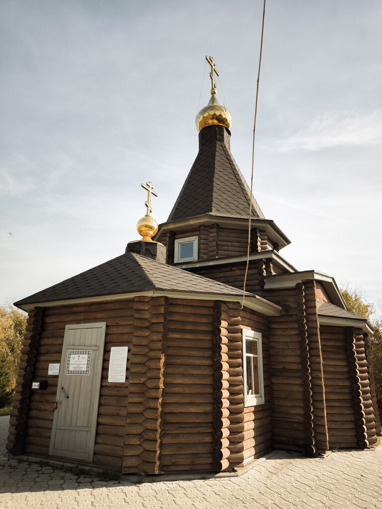 Şapel, haç anıtı Купальня, Tataristan, foto