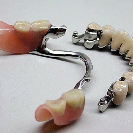 Özel ağız ve diş sağlığı klinikleri ve muayenehaneleri Dental Med Service, Alga, foto