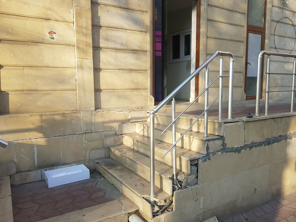 Eğitim merkezleri Bir Academy, Bakü, foto