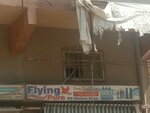 Flying (Jinnah Road No:F1, Manzoor Colony), su satışı  Karaçi'den