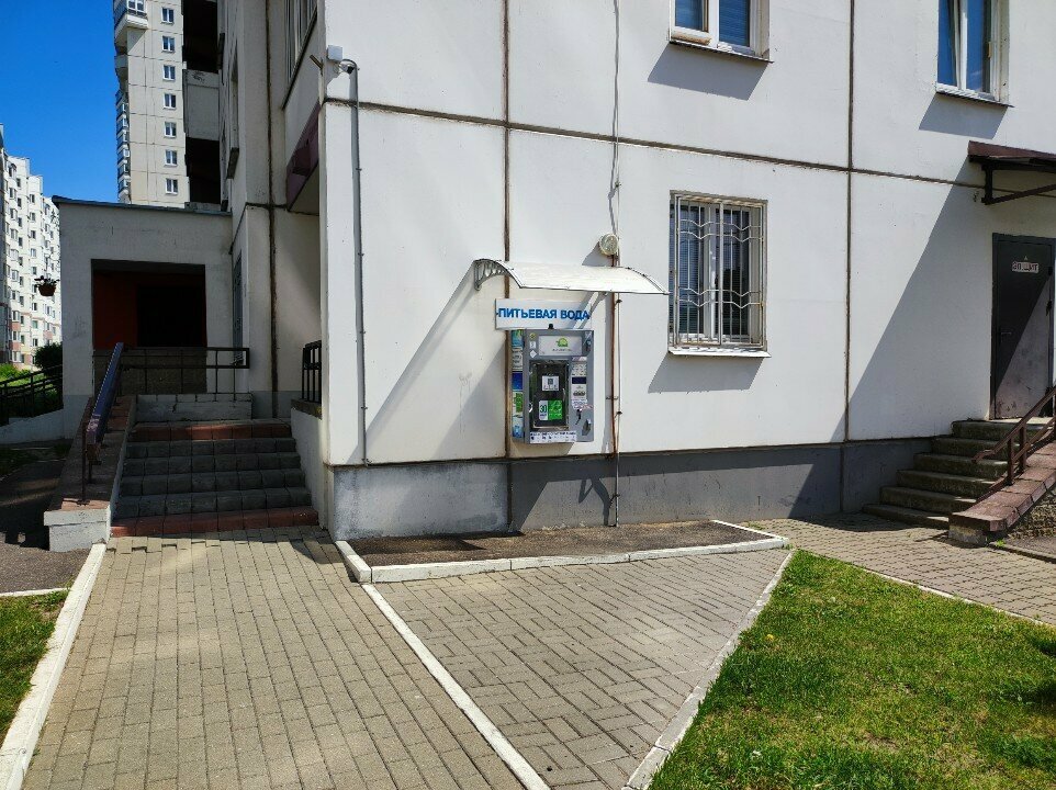 Su satışı Живая вода, Minsk, foto