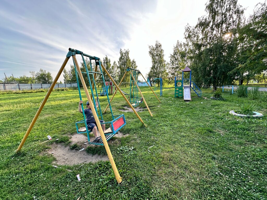 Oyun alanı Playground, İvanovskaya oblastı, foto