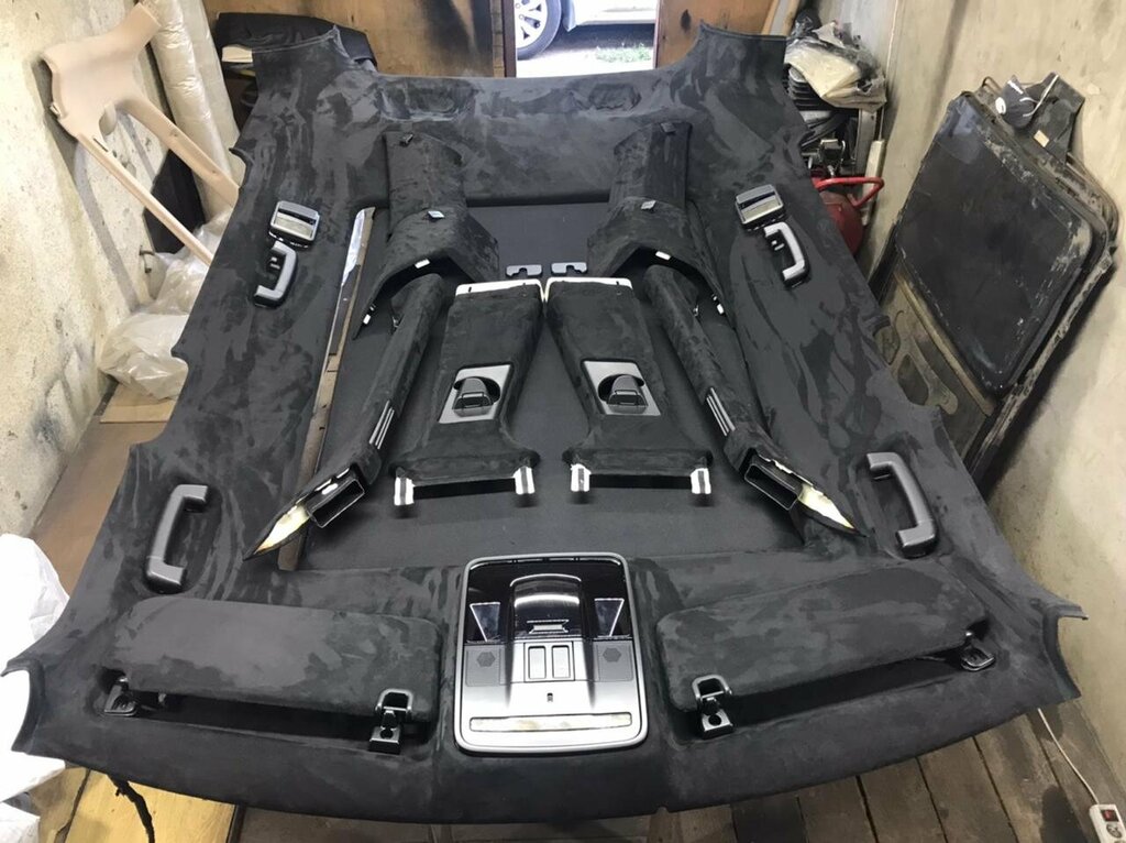 Oto döşeme Arm. R, Moskova, foto