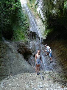 Waterfall (Krasnodar Territory, Sochi Resort City Urban District, Lazarevskiy City administrative district), şelale  Soçi'den