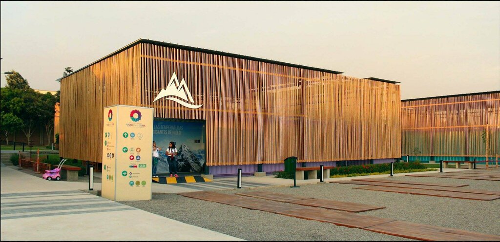 i̇ş merkezi Implementa, Lima, foto