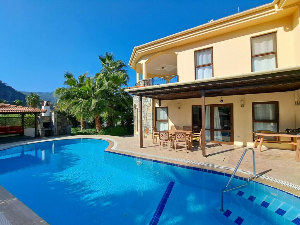 Emlak ofisi Dalyan Select Property Services, Ortaca, foto