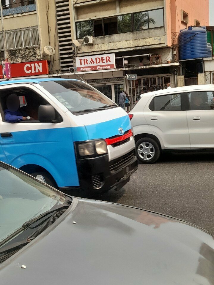 Satış ofisi Trader, Loanda, foto