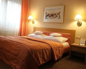 Hotel Piramida (Maribor, Maribor), otel  Maribor'dan