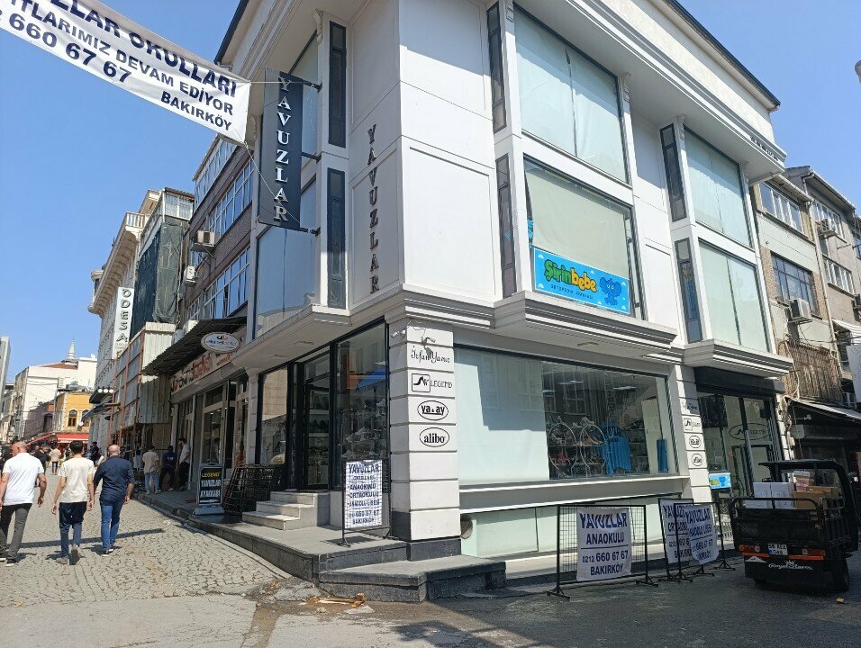 Ayakkabı mağazaları Yavuzlar Ayakkabı Ayakkabingo, İstanbul, foto