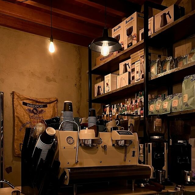 Kahve dükkanları Ratios Coffee, Sharjah, foto