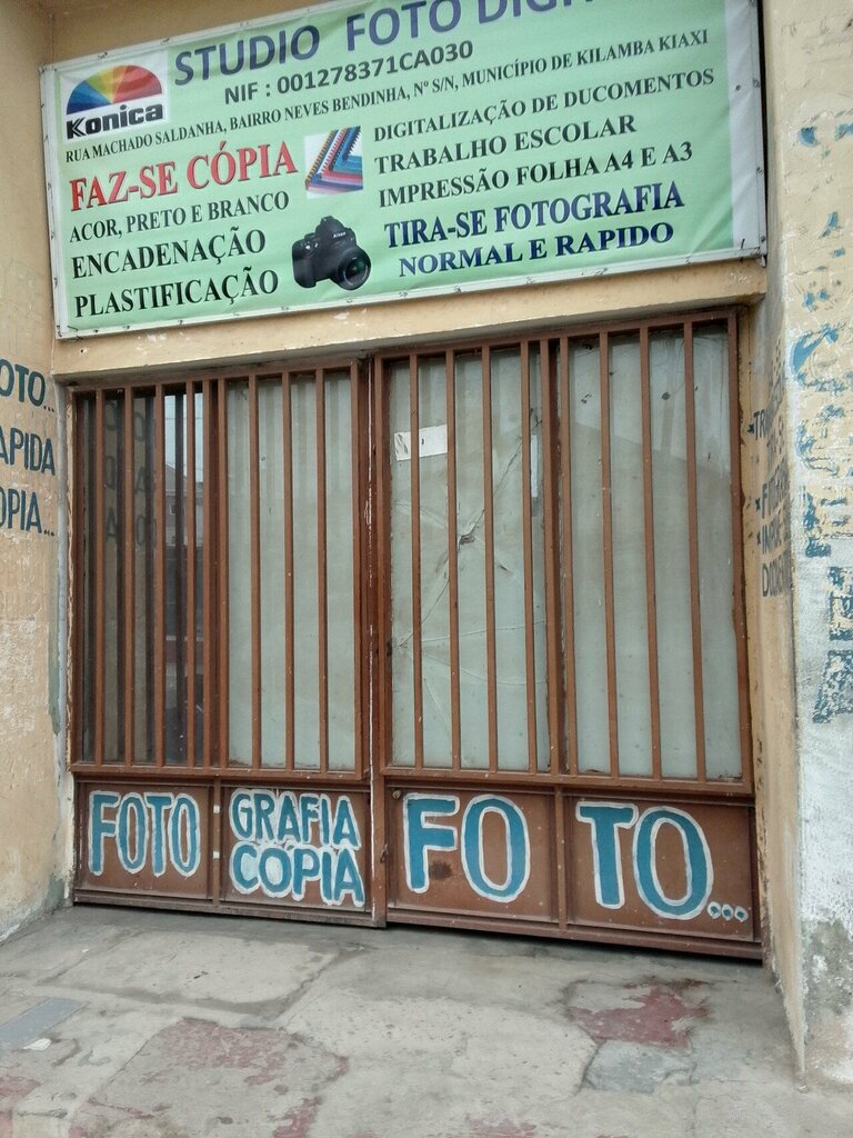 Fotokopi dükkanları Foto Grafia Copia, Loanda, foto