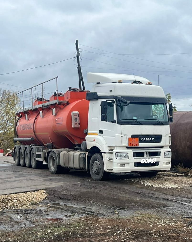 Benzin istasyonu АЗС самообслуживания, Çapayevsk, foto