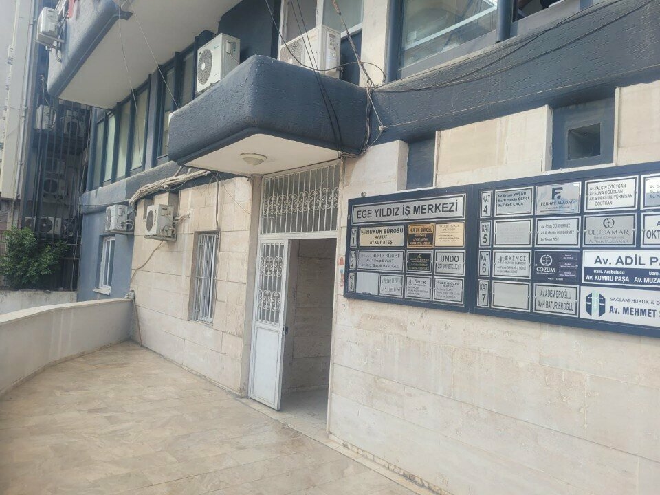Avukatlar AV. Sefa Takırtaş, Adana, foto