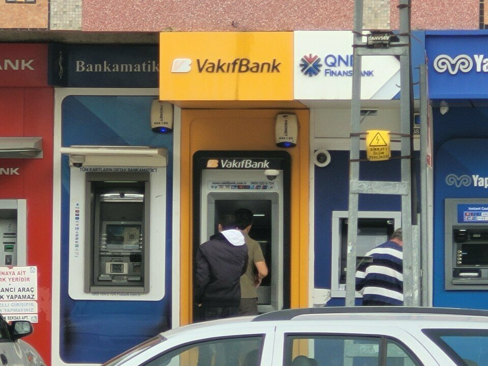 ATM'ler Vakıfbank, Ankara, foto