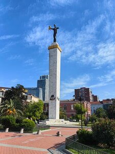 Medea (Autonomous Republic of Adjara, Batumi, Dzveli Batumi City District), anıt, heykel  Batum'dan