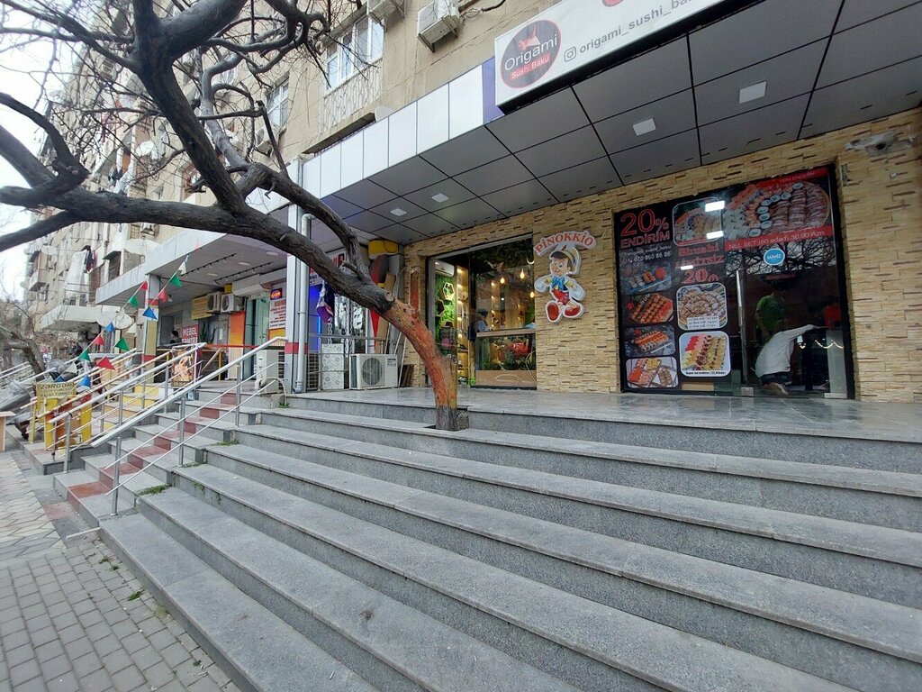 Çocuk kuaförü Pinokkio, Bakü, foto