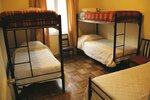 Quinchamali Hostel (Santiago Metropolitan Region, Provincia de Santiago, Comuna de Macul, Quinchamali, 3136), otel
