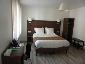 Hotel de la Cathedrale (Rue Chambiges No:11, Beauvais), otel  Beauvais'den