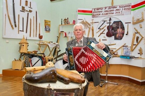 Müzeler ve sanat galerileri Музей народного мастера Беларуси Марьяна Скрамблевича, Grodnenskaya oblastı, foto