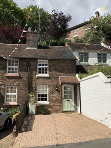 Bramble Cottage With Free Parking (Great Britain), otel
