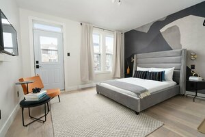 François-Denis Apartments (Quebec, Montreal, Saint Denis Street), otel  Montreal'dan