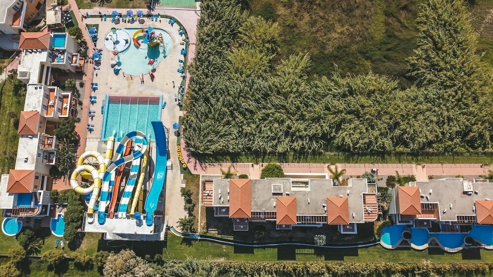 Otel Chrispy Resort And Waterpark, Dünya, foto