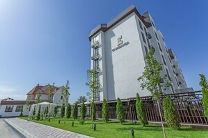 Casablanca (Samoilenko Street No:7/3, Bishkek), otel  Bişkek'ten